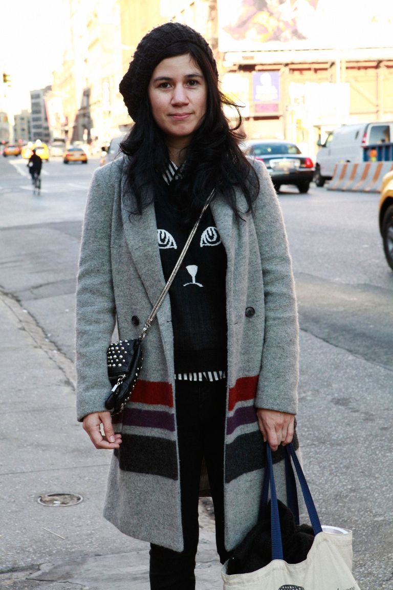 Street Style: Women and Their Ubiquitous ‘Second Bags’