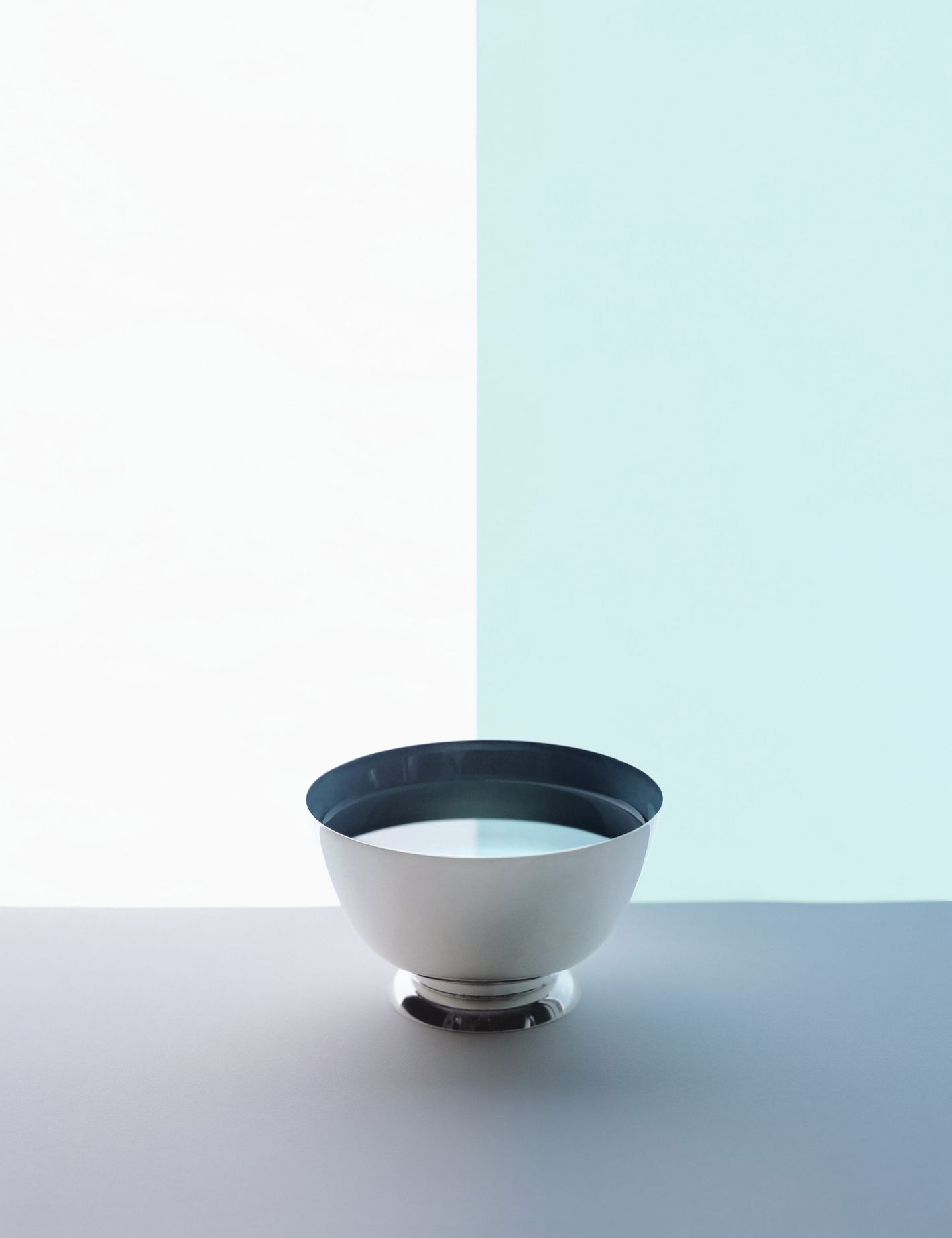 Photos: Sarah Charlesworth Doubleworld