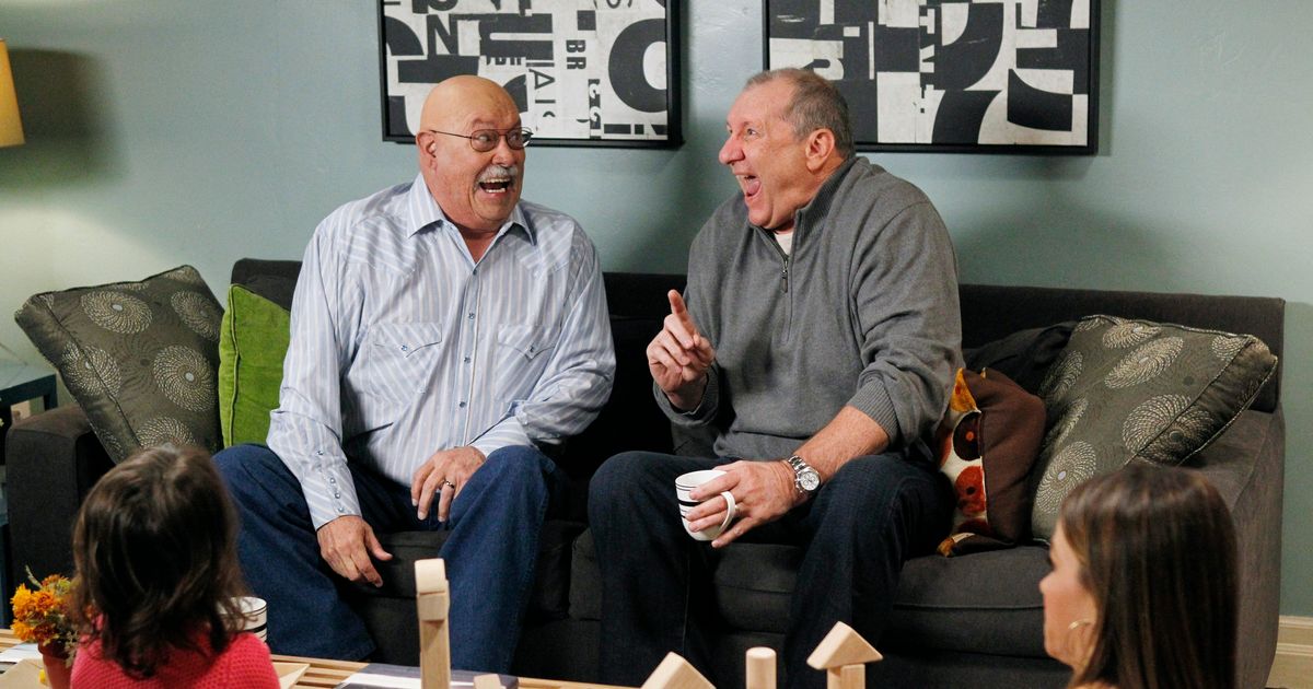Modern Family Recap: Death Comes for Walt