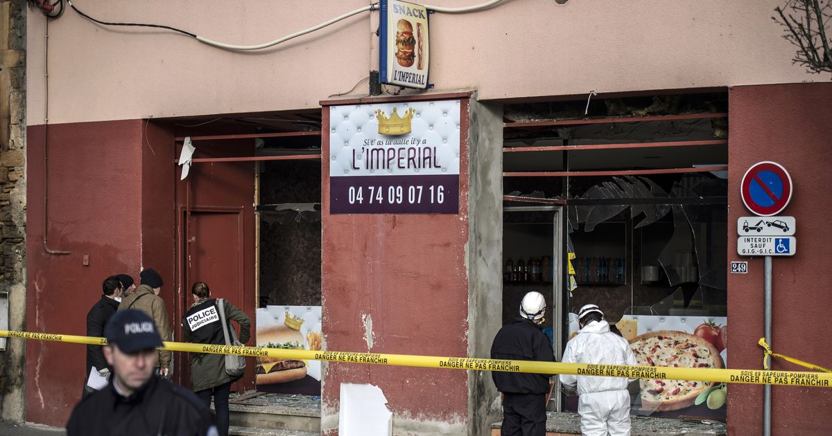 Terrible People Attack Mosques After Paris Shooting