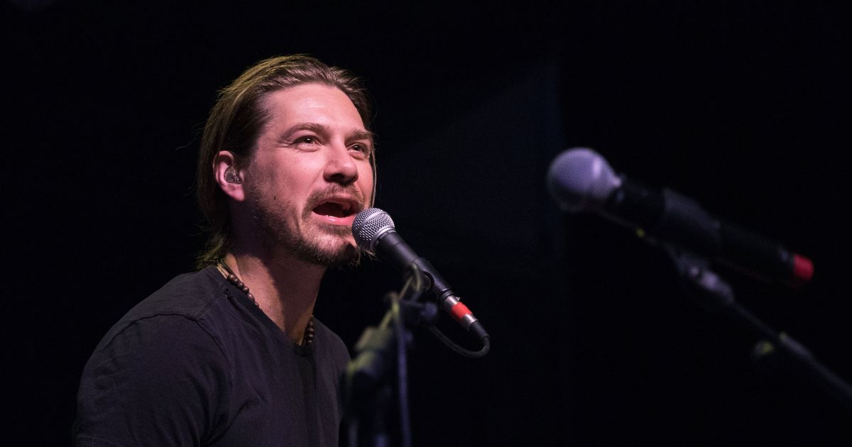 Hanson Announce New Compilation Album ‘Perennial’