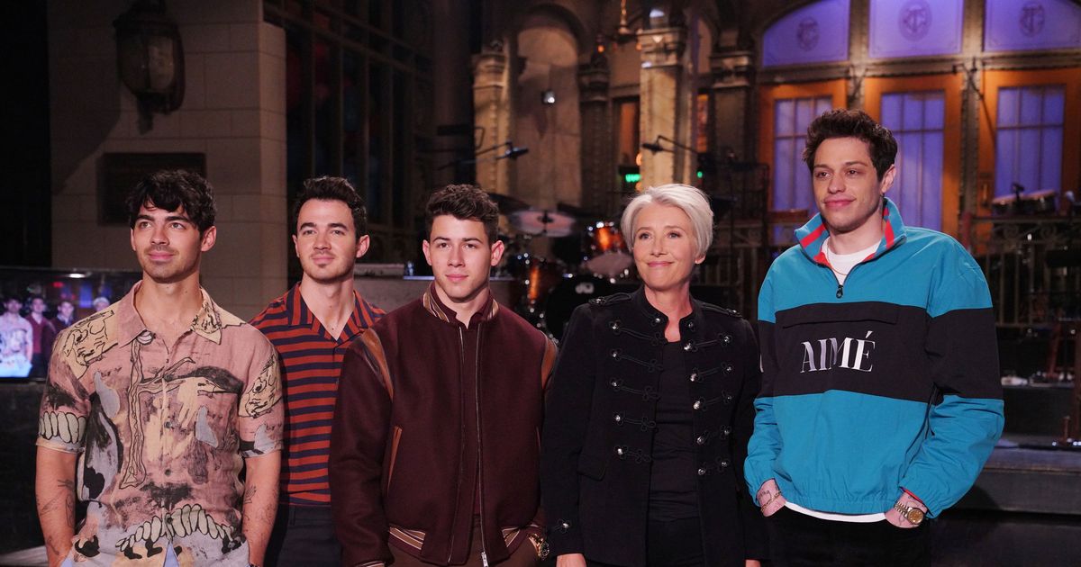 SNL Recap Season 44 Episode 20: Emma Thompson